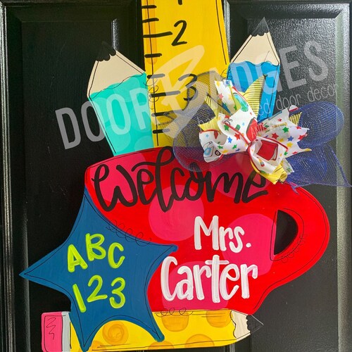 Teacher Door Hanger Apple Personalized Back to School - Etsy