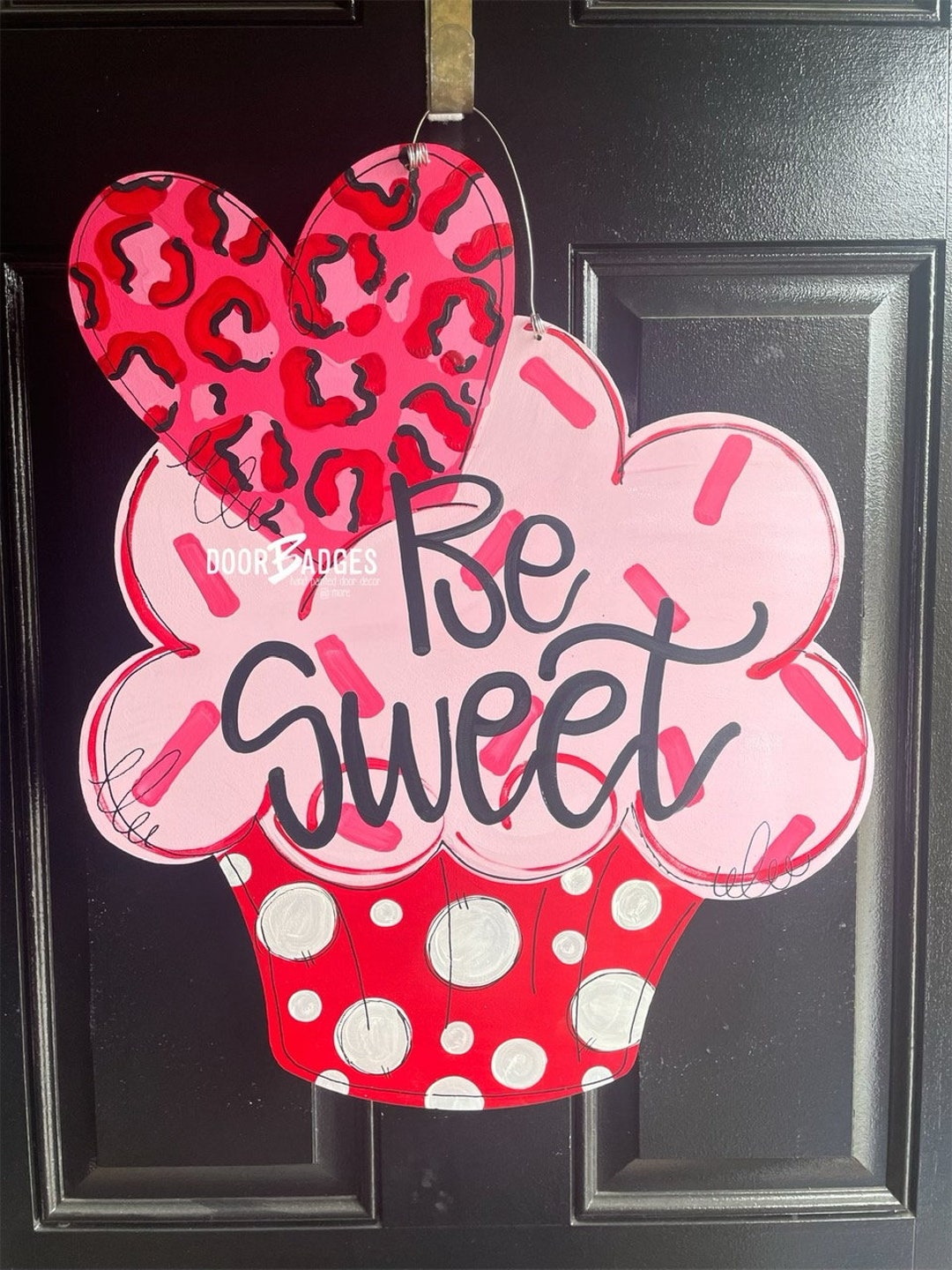 Valentine Cupcake Door Hanger - Valentines Day Door Decor - Valentine ...