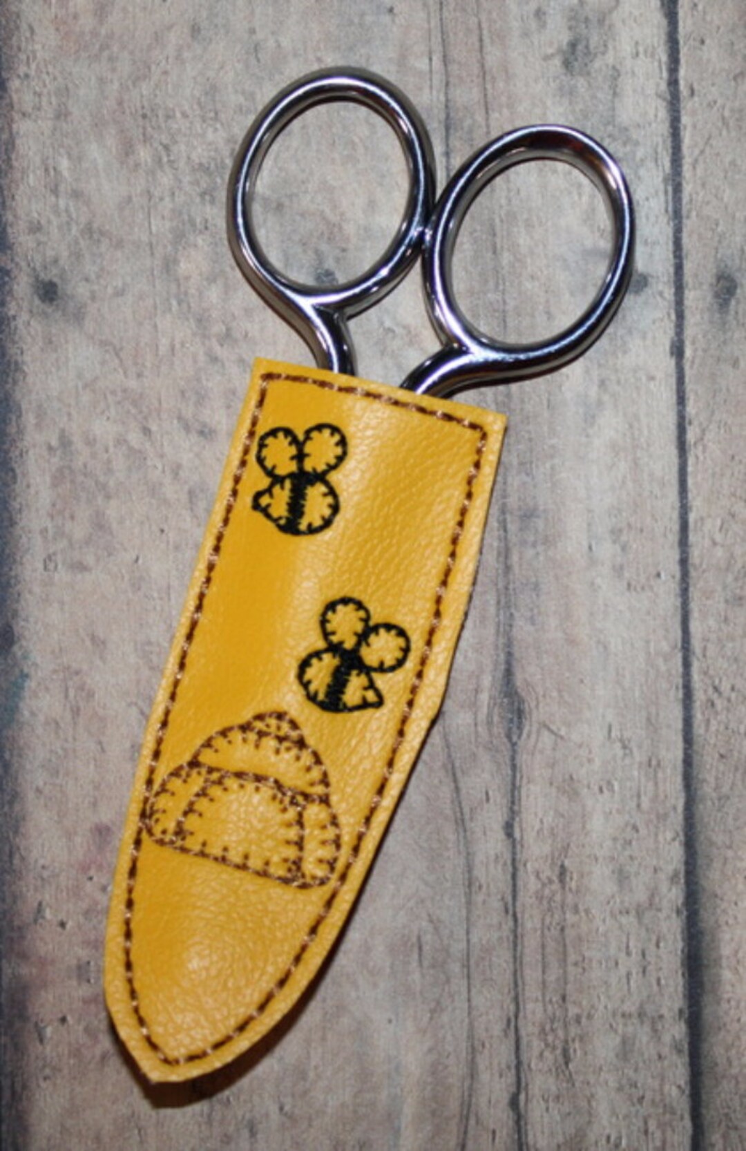 Digital Download Mini Bees Scissor Sleeve Embroidery Machine Design for ...