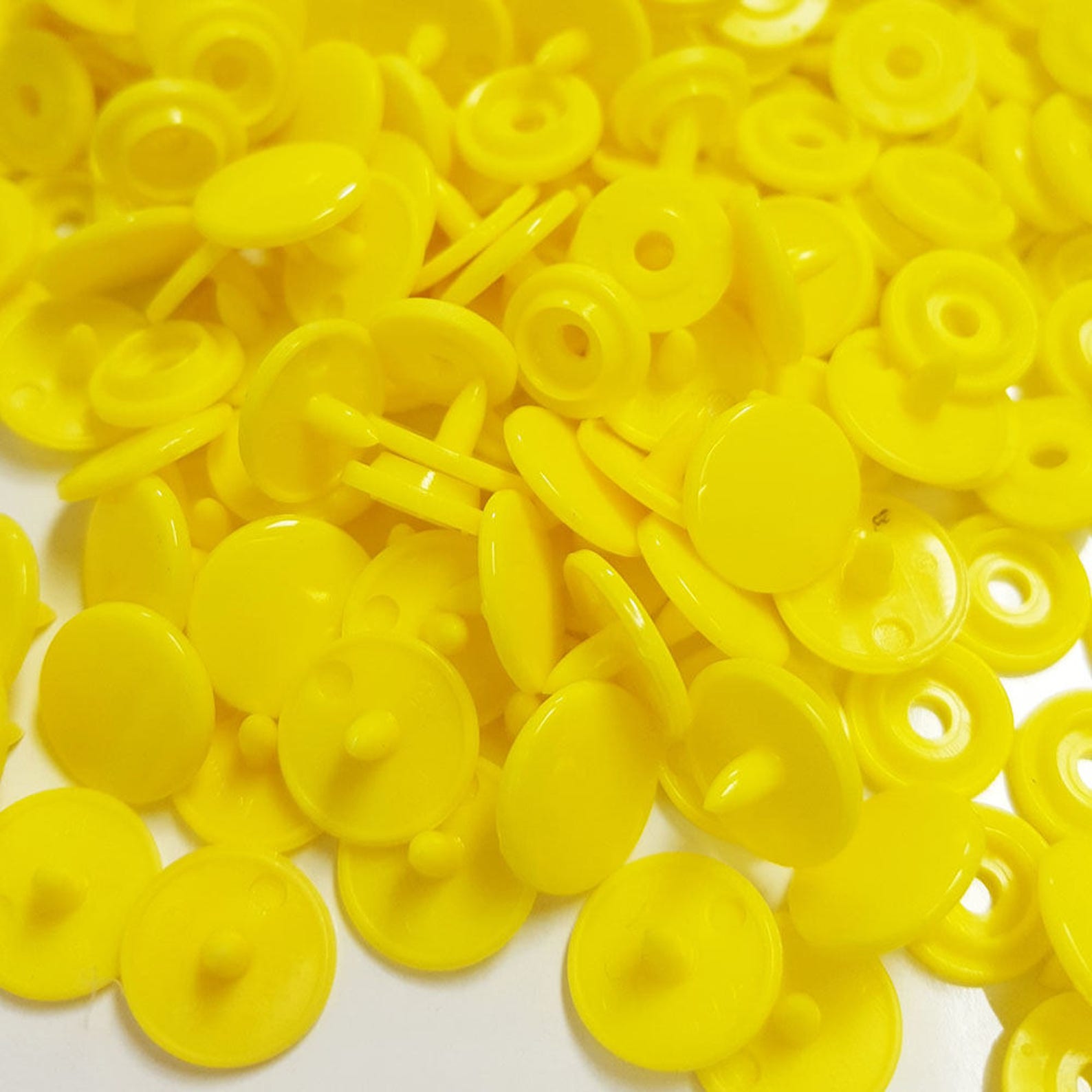 GENUINE KAM Snap Yellow Gloss KAM Snaps - Size 16 / T3 / 10.7mm Plastic ...