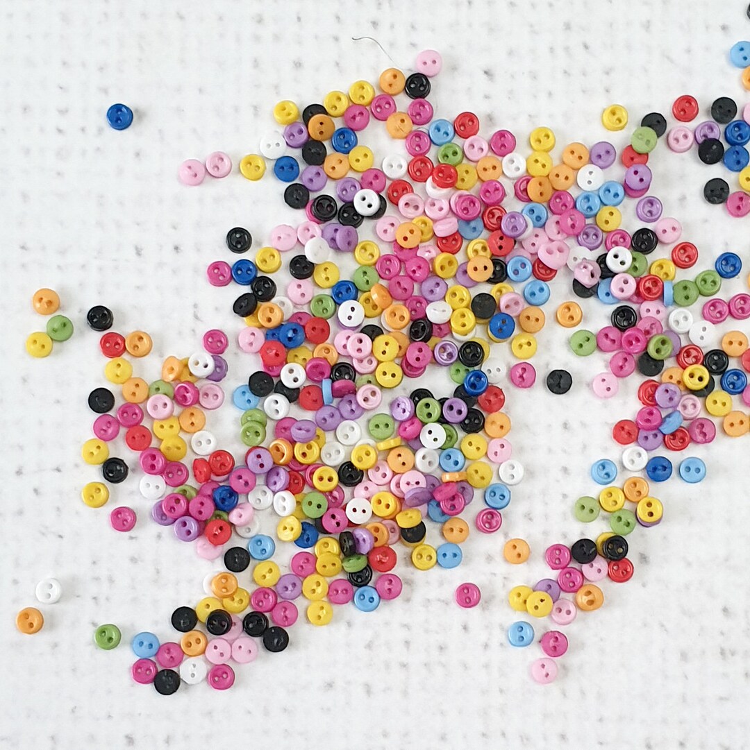 3mm Mini Round Plastic Buttons in Assorted or Single Colour Groups ...
