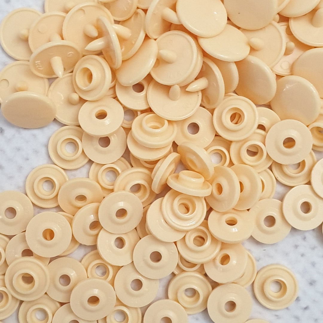GENUINE KAM Snap Beige Gloss KAM Snaps - Size 16 / T3 / 10.7mm Plastic ...