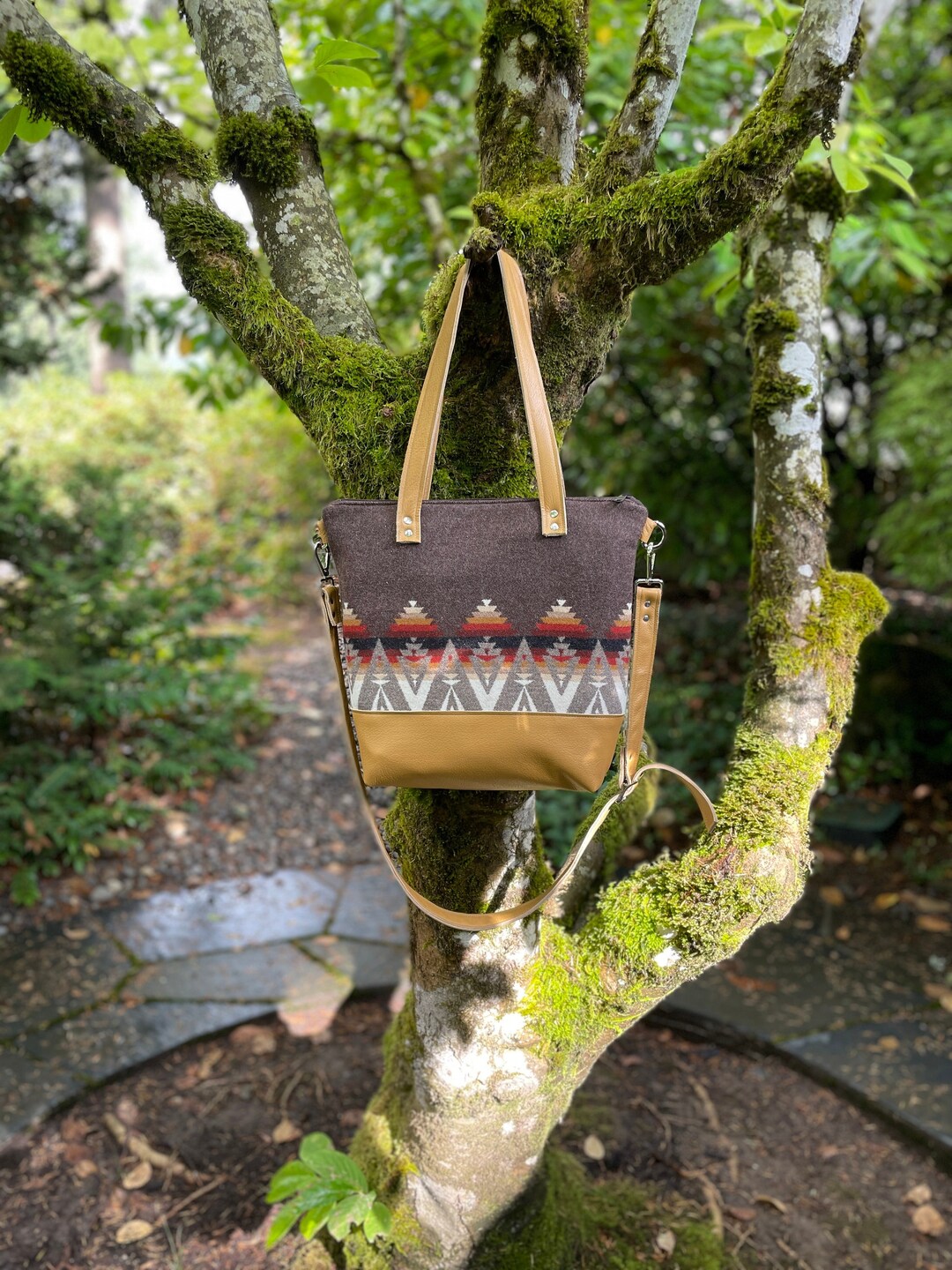 Large Crossbody Tote Bag in Oregon Wool and Leather-brown Pacific Crest-tan Leather Tote Bag ...