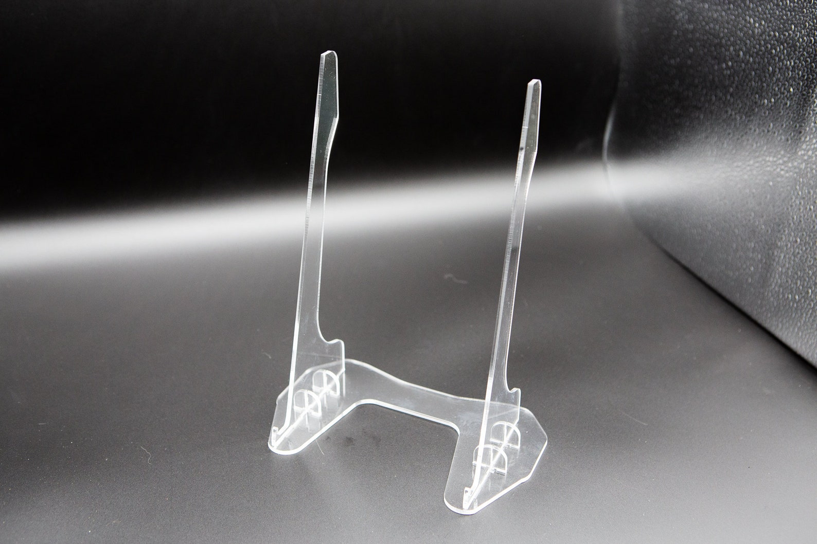 Clear Acrylic Display Stand for Records and Laser Discs - Unassembled ...