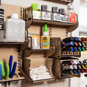 UC Wall Dispenser for Scale Modeling Storage | Gunpla | Hobbies ...