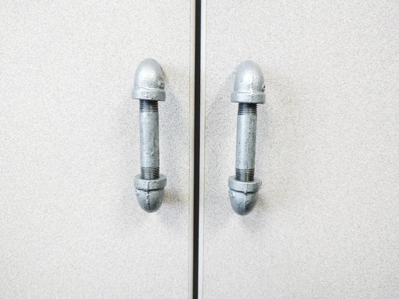 Industrial Pipe Drawer and Cabinet Rustic Pulls Galvanized - Etsy Denmark