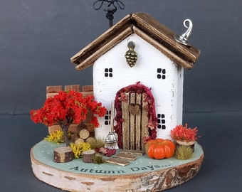 Halloween Cottage, Driftwood Cottage, Wooden House, Fall Decor, Autumn ...