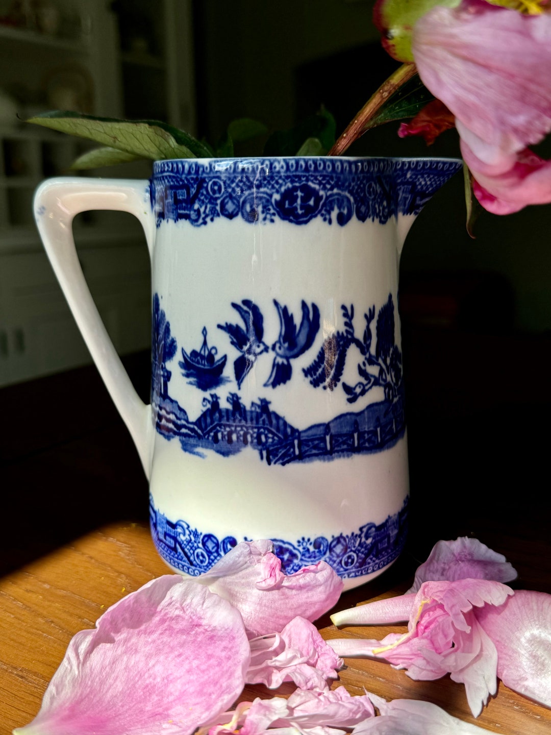 Vintage, Blue and White Willow Pattern Jug - Etsy