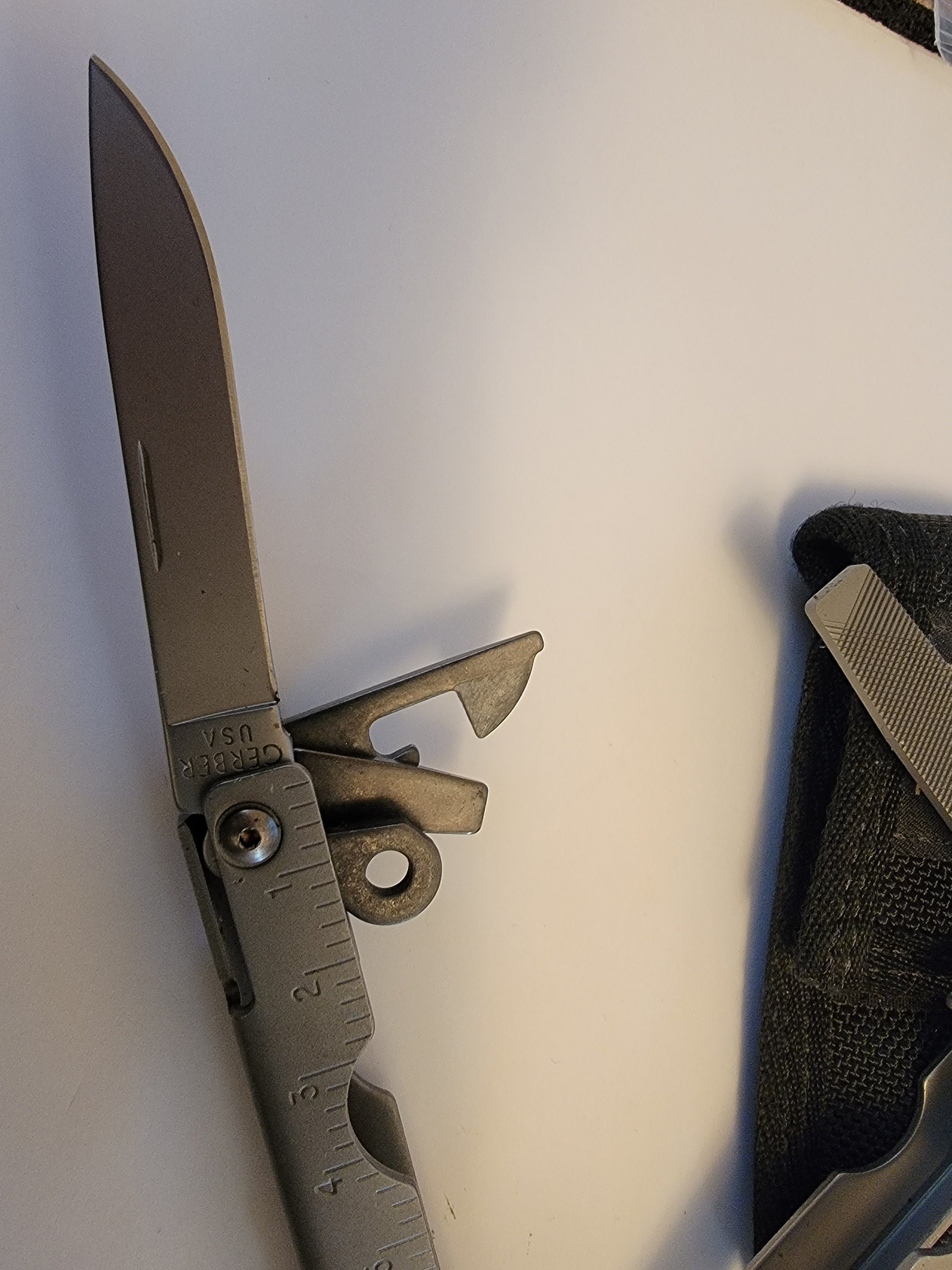 Gerber USA Multi-plier Pocket Tool W/ Sheath Excellent Condition Free ...
