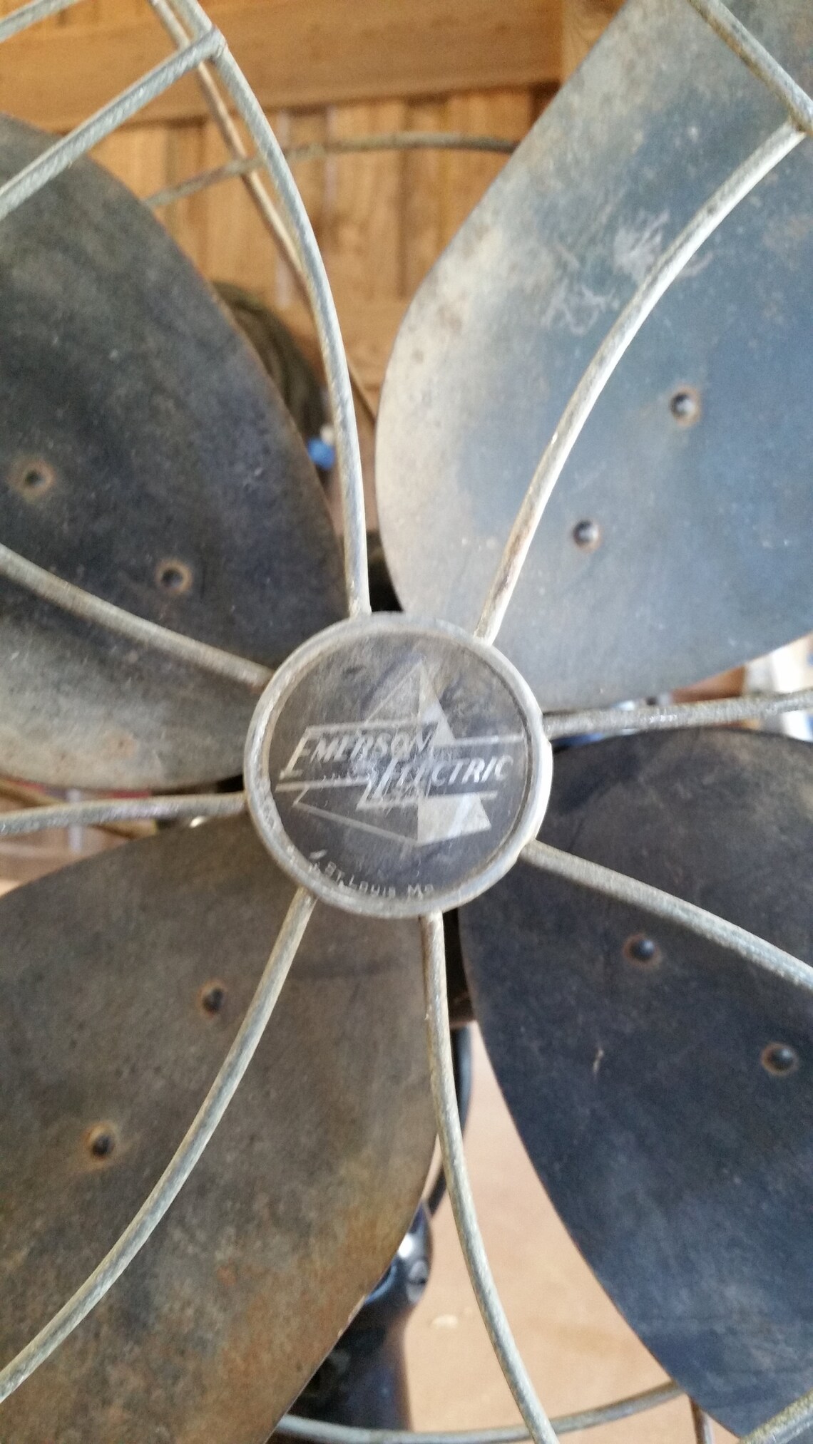 Antique 1940's Emerson Oscillating Fan 4-blade 21 Tall 18 Wide Model ...