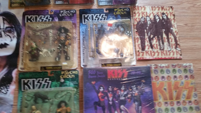 Vintage 1990's Kiss Action Figures, Poster, Puzzle, Folders & Candle ...