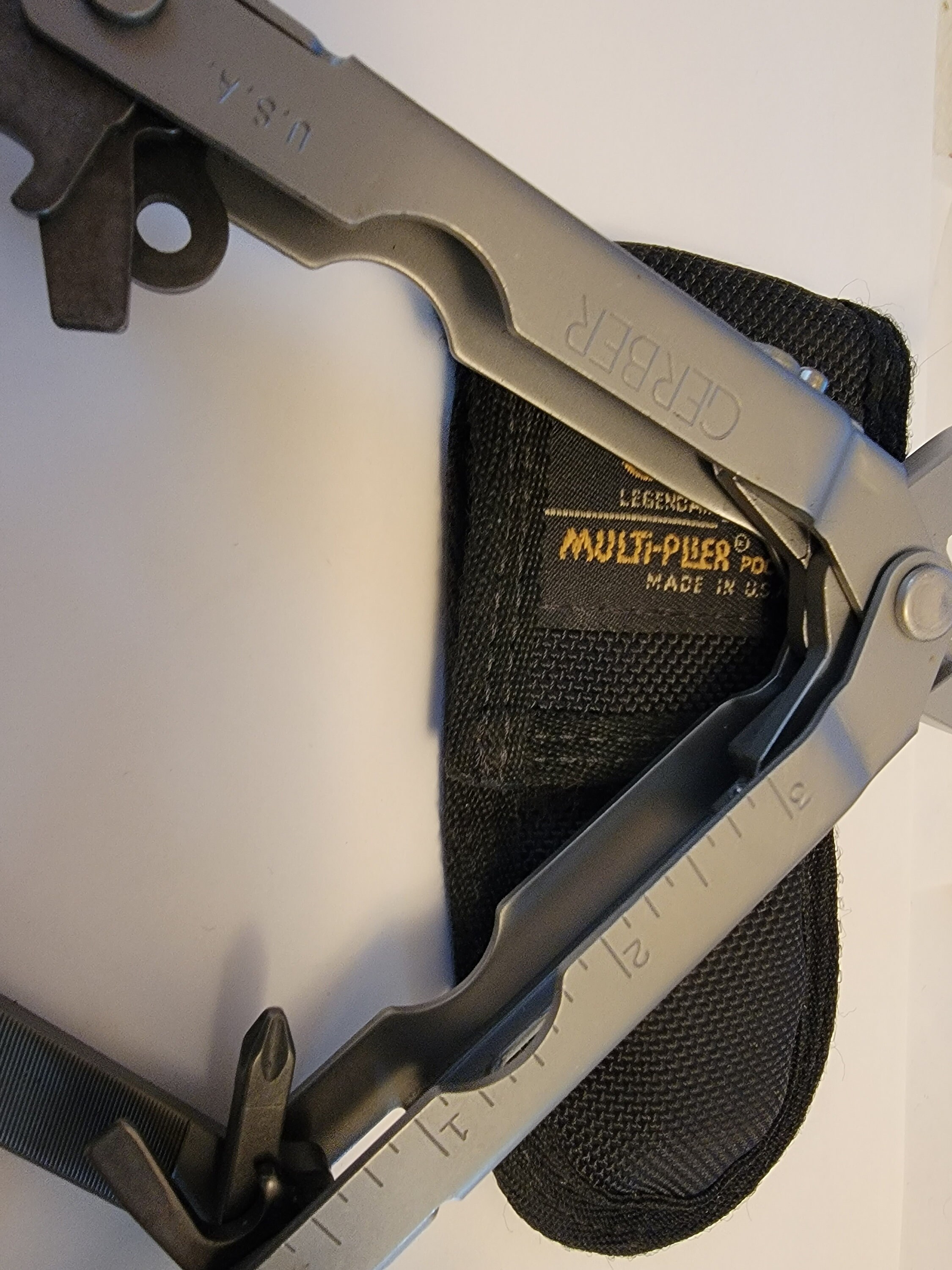 Gerber USA Multi-plier Pocket Tool W/ Sheath Excellent Condition Free ...