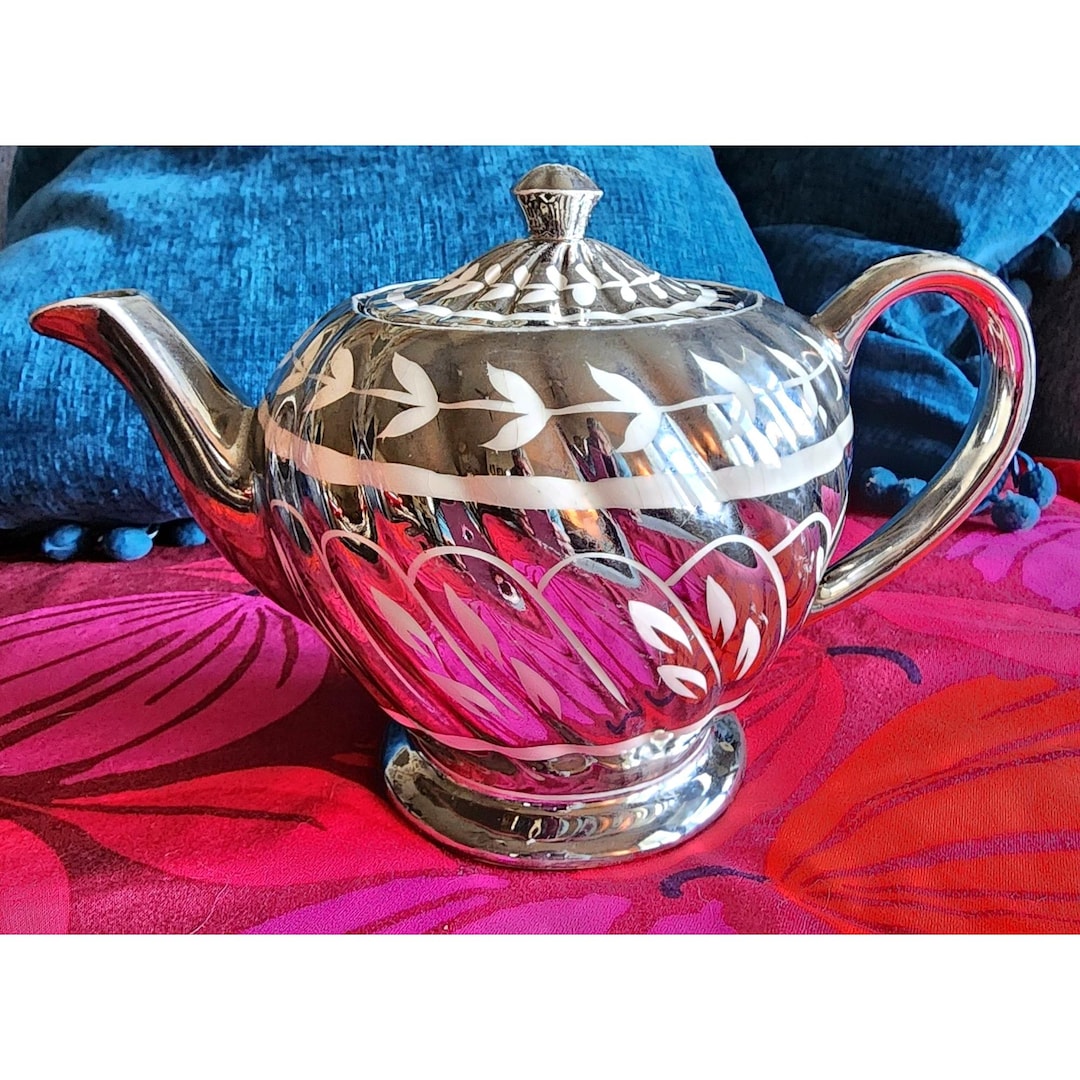 BEAUTIFUL Silver Swirl Sadler Teapot Shabby Chic Holiday Tea Party MCM ...