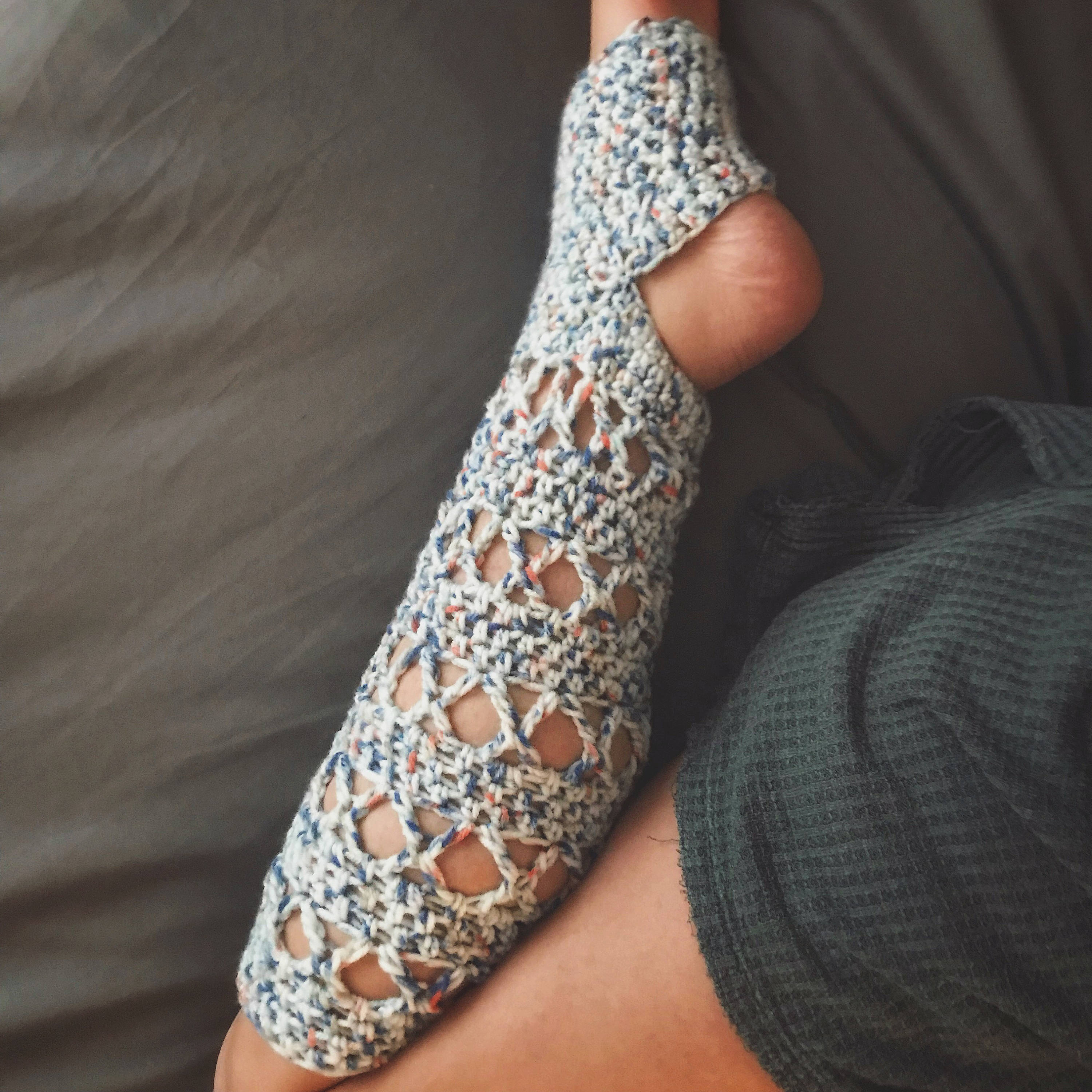 Crochet Yoga Socks PATTERN Leg Warmer PDF Pattern Leg | Etsy
