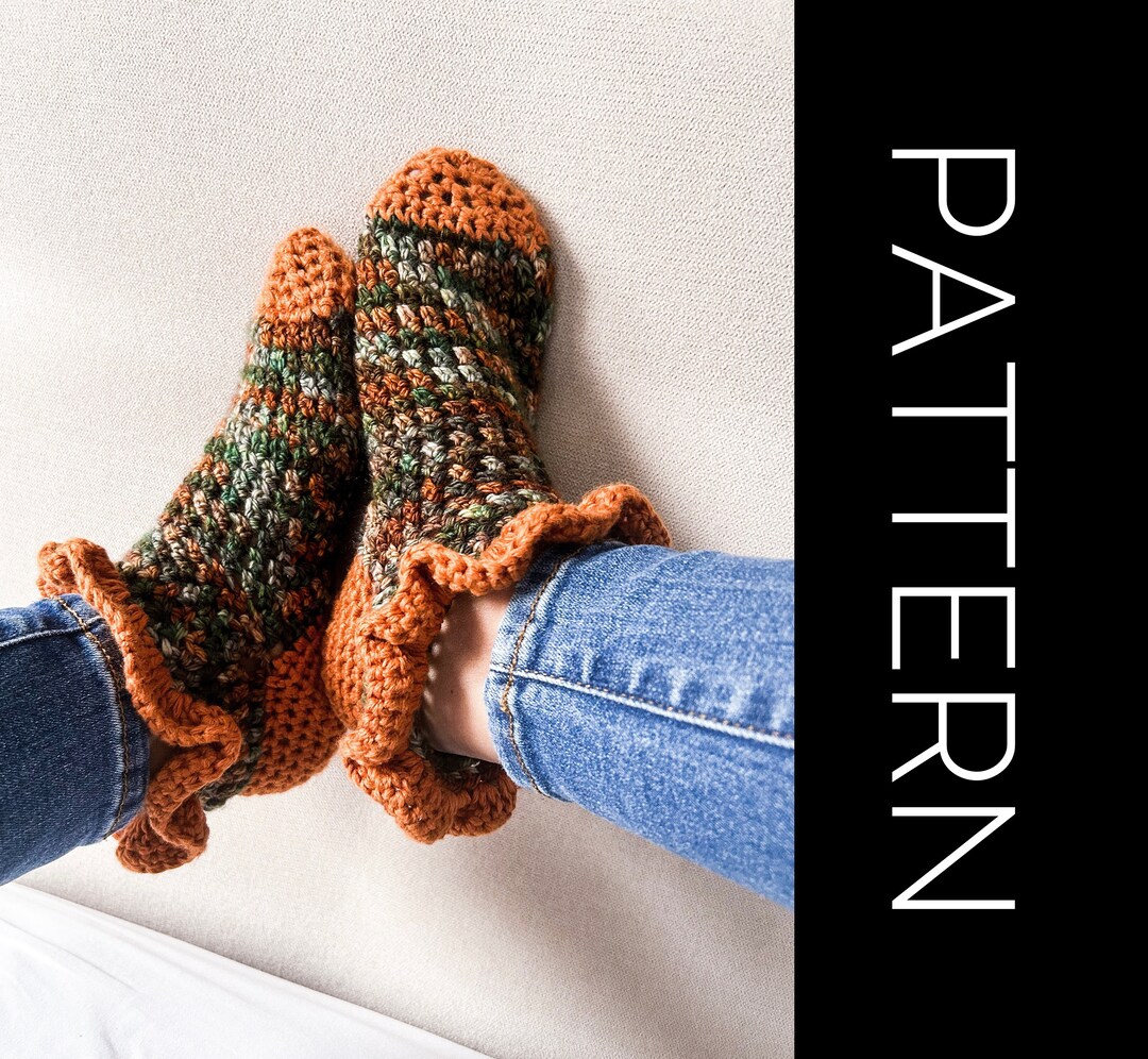 Crochet Ruffle Socks Pattern, Worsted Weight Yarn (PDF Download) - Etsy