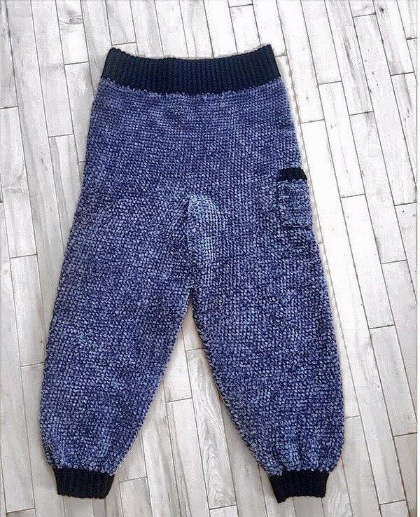Crochet Joggers Pattern: the Cozy Chic Velvet Pants (PDF Download) - Etsy