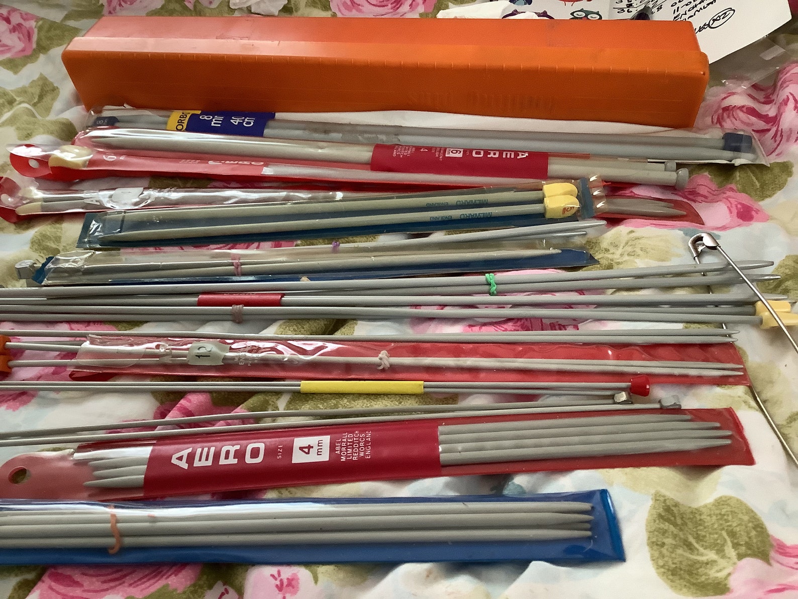 14 Pairs New/used Knitting Needles & Vintage Orange Plastic Knitting ...