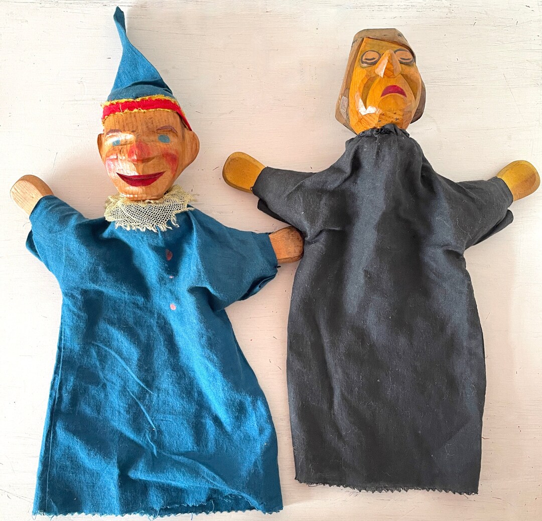 Vintage Handmade Wooden Hand Puppets Mr Punch and the Hangman Decor ...