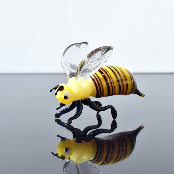 Bee Figurine - Etsy Canada