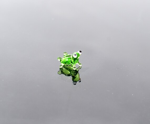 World Smallest Tiny Frog Whimsical Lamp Work Miniature - Etsy