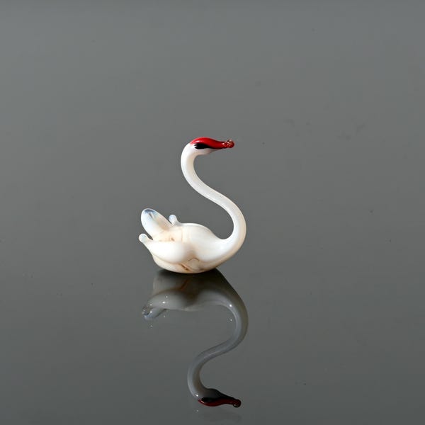 Glass Swan - Etsy
