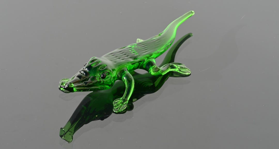 Hand Blown Green Glass Alligator Figurine: Flame Work Sculpture - Etsy