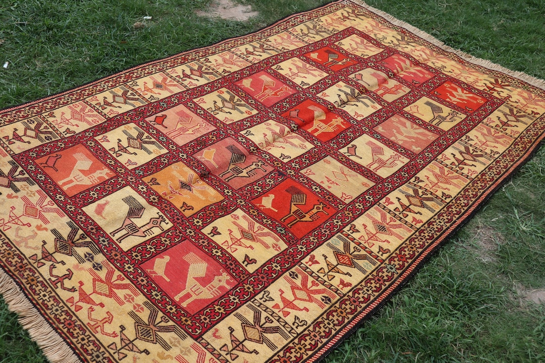 Vintage High Quality Roaster Pattern Turkish Soumak Kilim Rug for Wall ...