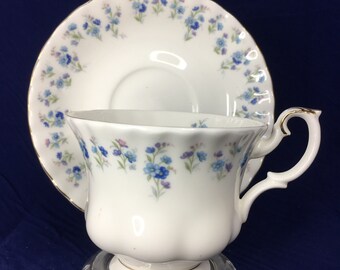 Royal Albert Memory Lane - Etsy