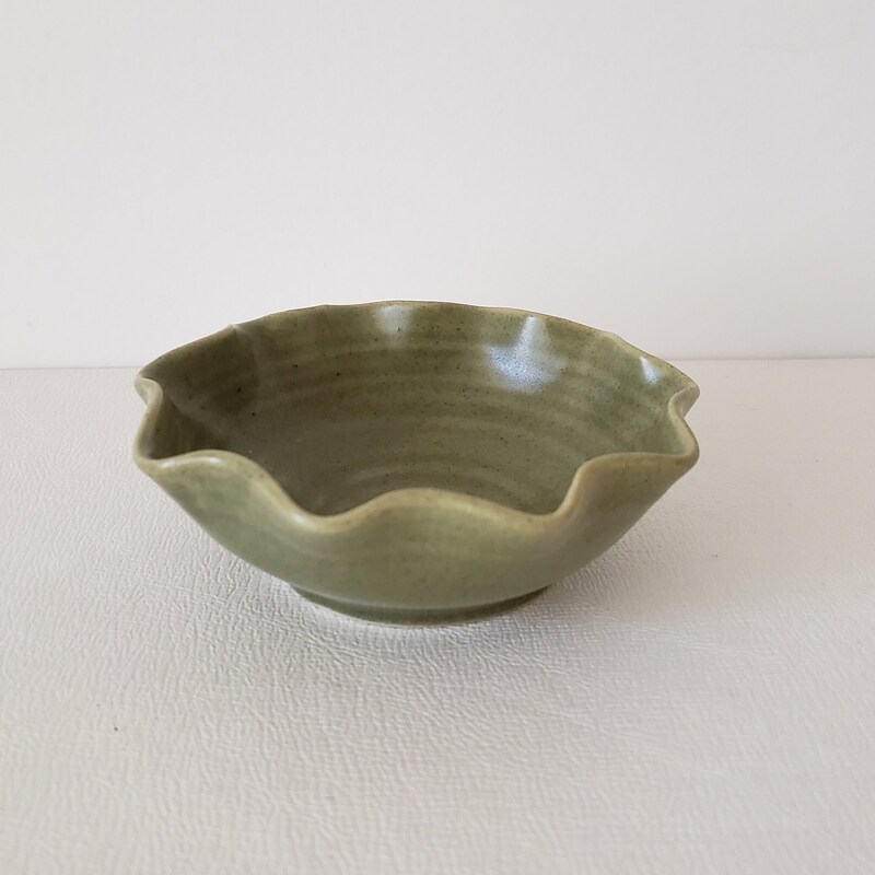 Ruffled Edge Dish - Etsy