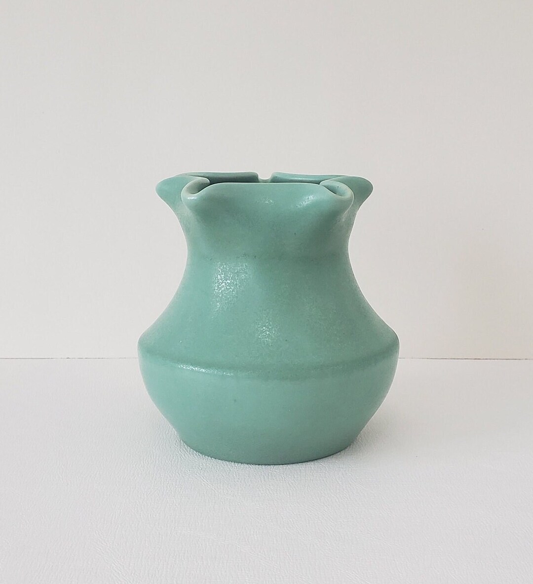 Early Camark Vase Pinched Rim Green Matte Glaze Glazed Bottom Light ...