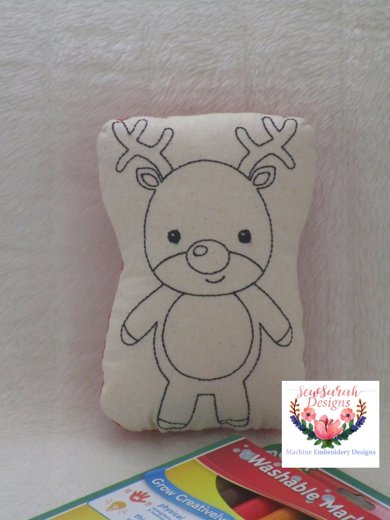 Machine Embroidery Design -ITH Colouring in Christmas Stuffies Set of 5 ...