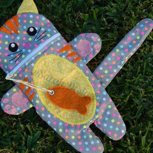 Machine Embroidery Design -in the Hoop Cat Purse (6x10) Machine ...