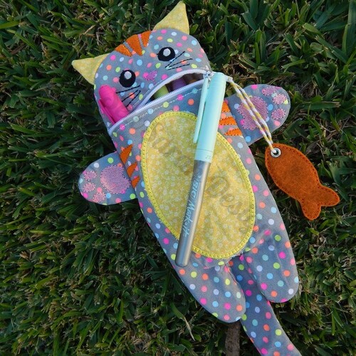 Machine Embroidery Design in the Hoop Cat Purse 6x10 - Etsy