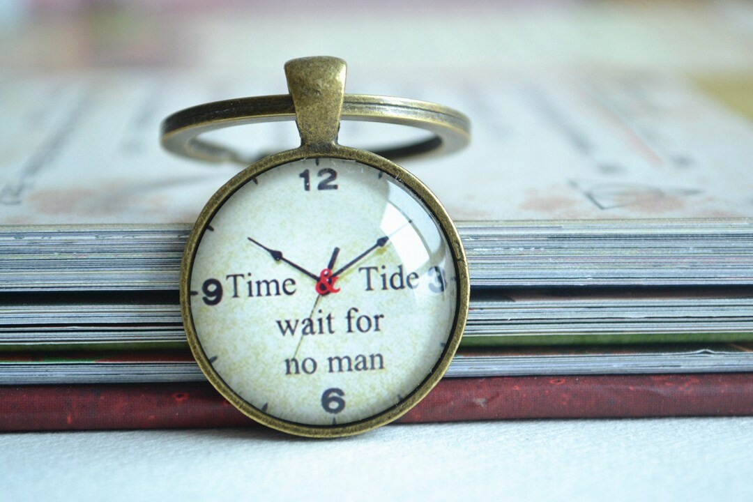 Time Clock Keychain - Clock Picture Key Ring - Quote Keychain - 'time ...