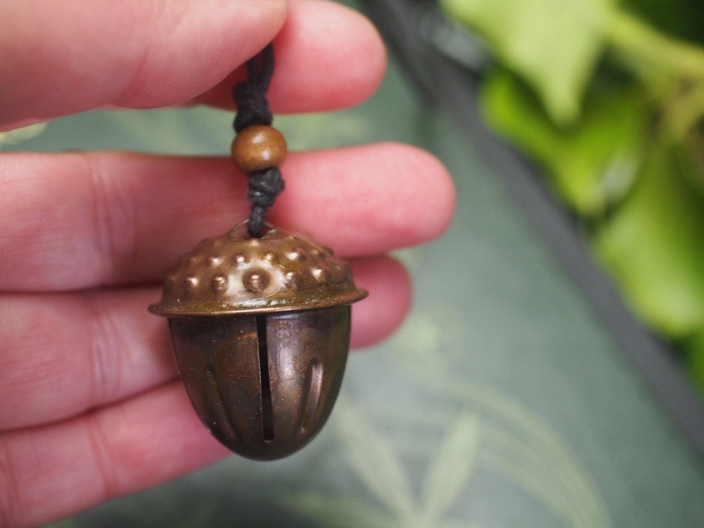 Acorn Bell Pendant to Bring Strength, Courage & Protection - Oak ...