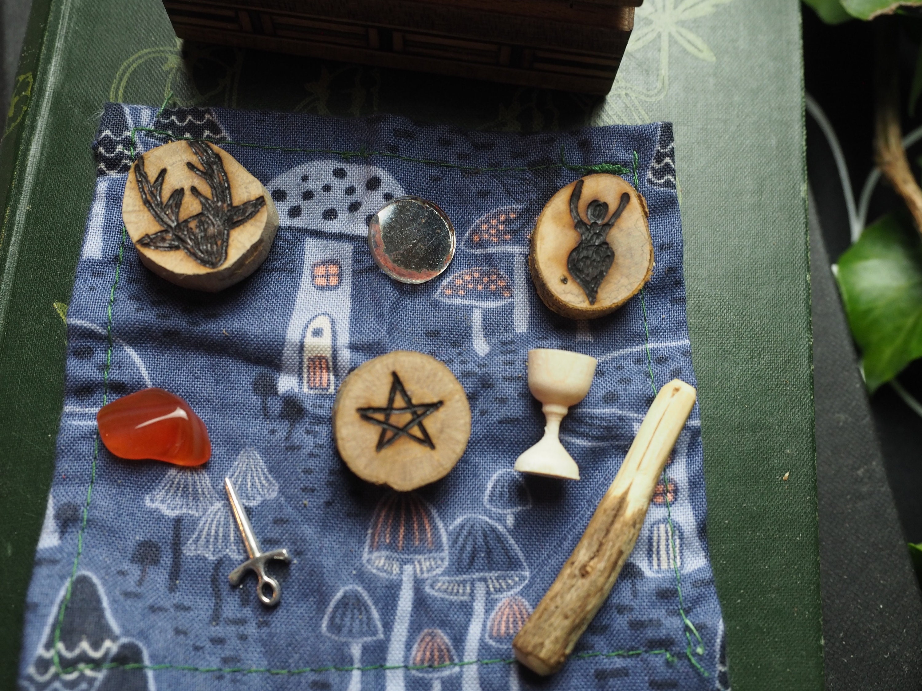 Wiccan Altar Kit