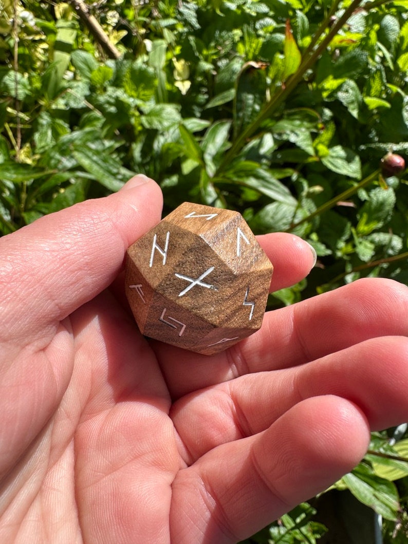 24 Sided Wooden Elder Futhark Rune Die - for Divination - Witchcraft ...