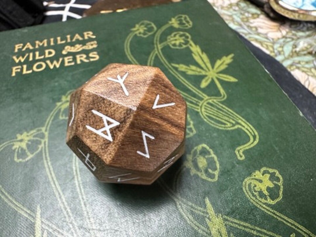 24 Sided Wooden Elder Futhark Rune Die for Divination Pagan, Wicca ...