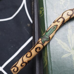 English Ivy Wood Leaf and Spiral Wand Tenacity - Etsy