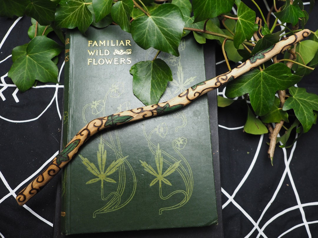 English Ivy Wood Leaf and Spiral Wand Tenacity - Etsy