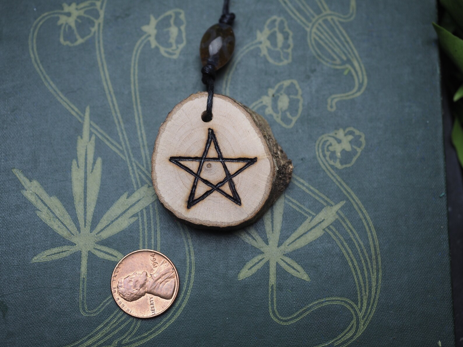 Avalon Hazel Wood Pentagram Pendant - for Wisdom - Pagan, Wiccan ...