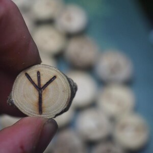 25 Elder Futhark English Ash WOOD Runes - Pagan, Norse, Witchcraft ...