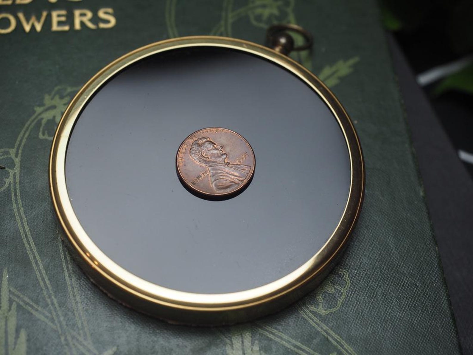 Round Black Scrying Mirror for Divination - Up-cycled, Vintage - Pagan ...