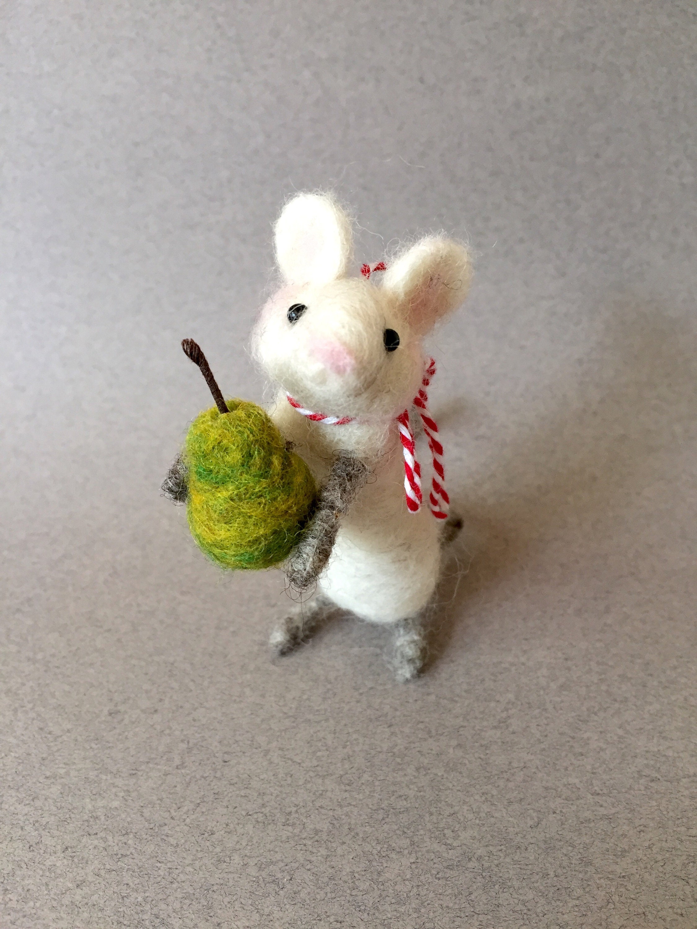 Needle Felted White Wool Mouse With a Bakers Twine Bow and - Etsy