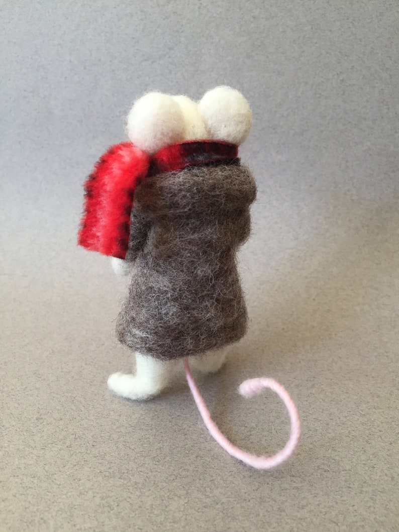 Needle felted wool mouse with sweater Christmas mouse winter | Etsy