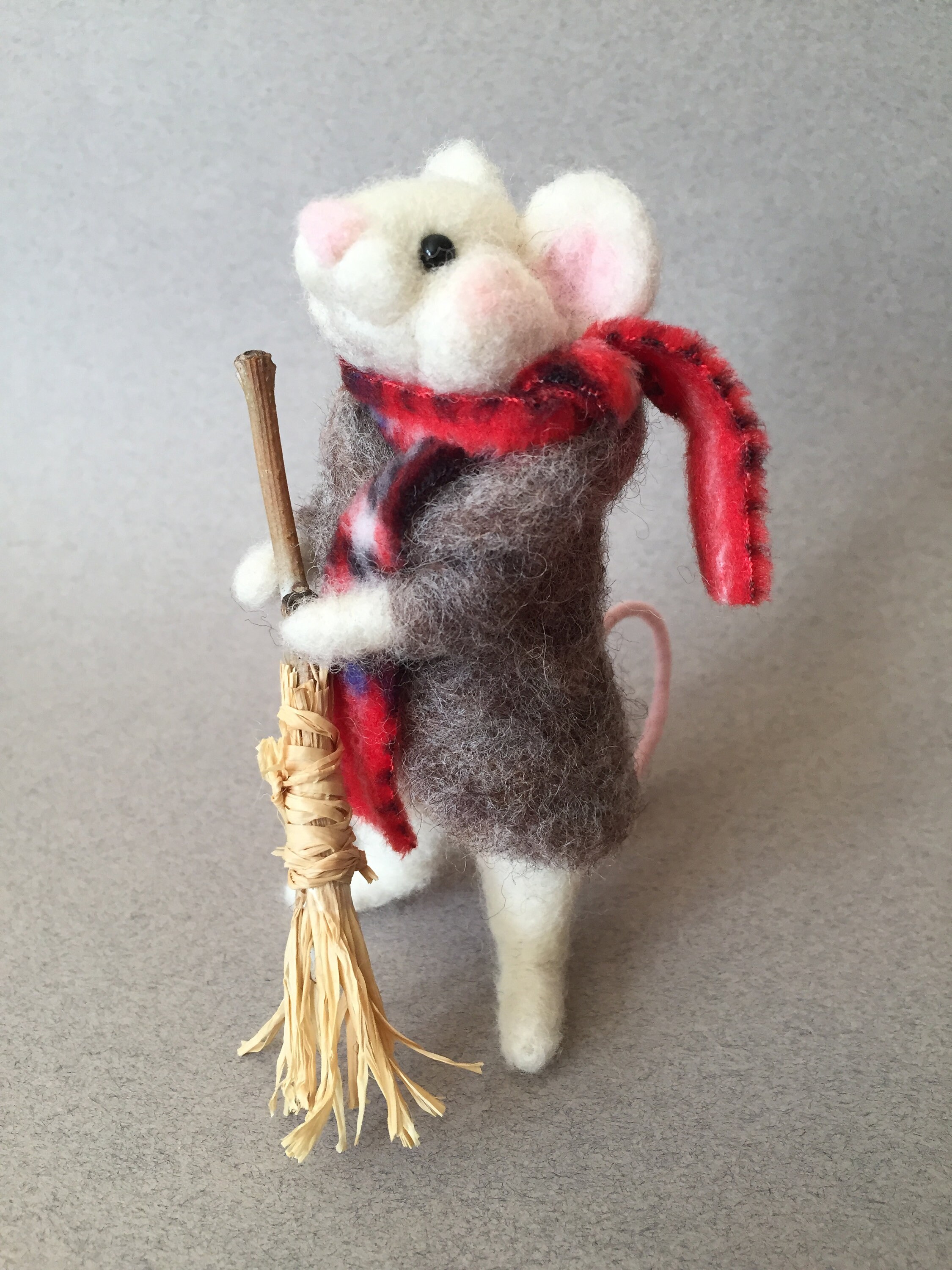 Needle Felted Wool Mouse With Sweater Christmas Mouse Winter - Etsy