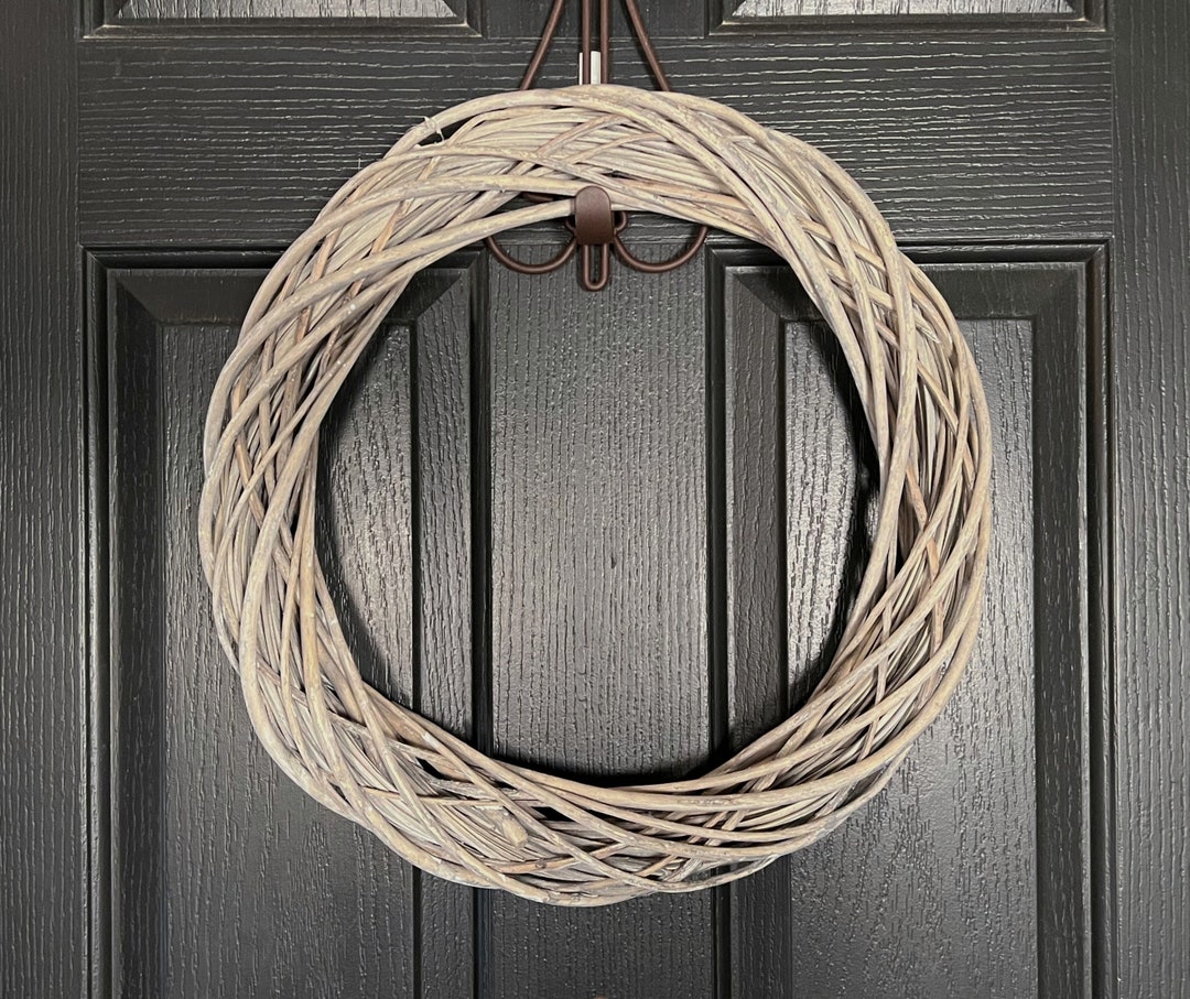 Unique Gift for Her, Willow Vine Wreath, Woven Wicker Wreath, Rattan ...