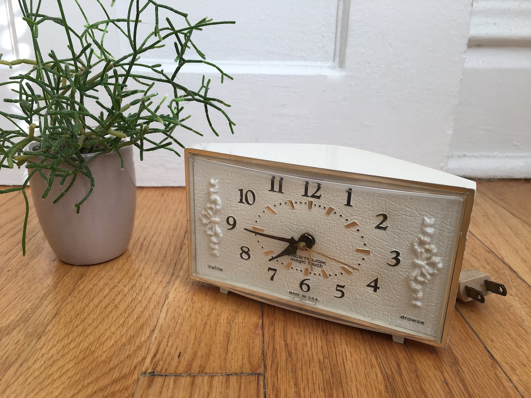 Vintage Westclox Magic Touch Alarm Clock-drowse Dialite-model 20178 ...