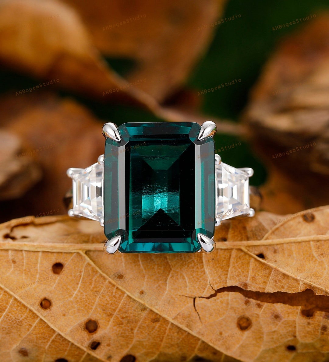 Solid 14K Gold Brilliant 7CT Lab Created Emerald Center Engagement Ring ...