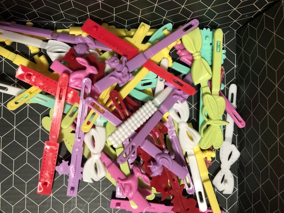 Pair of Cute 80s Style Plastic Hair Clips for Fine Hair | Brand New ...